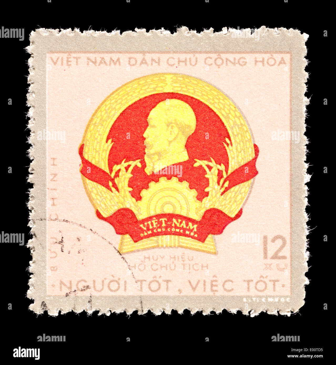 Vietnamese postage stamp hi-res stock photography and images - Alamy