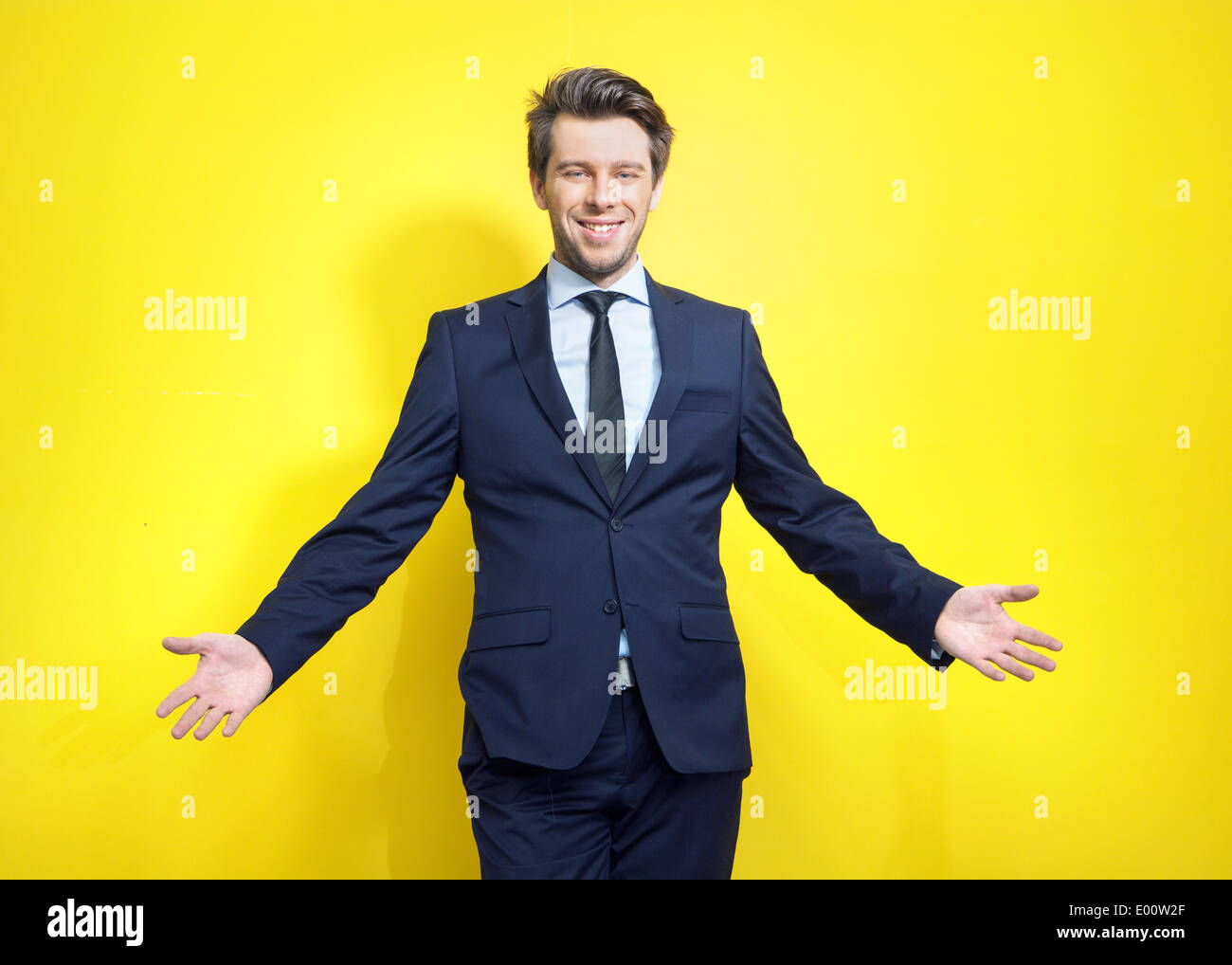 Confident open pose hi-res stock photography and images - Alamy