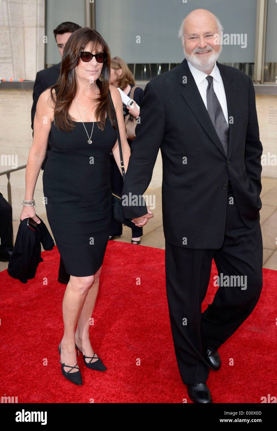 New York, NY, USA. 28th Apr, 2014. Rob Reiner with wife Michele Singer ...