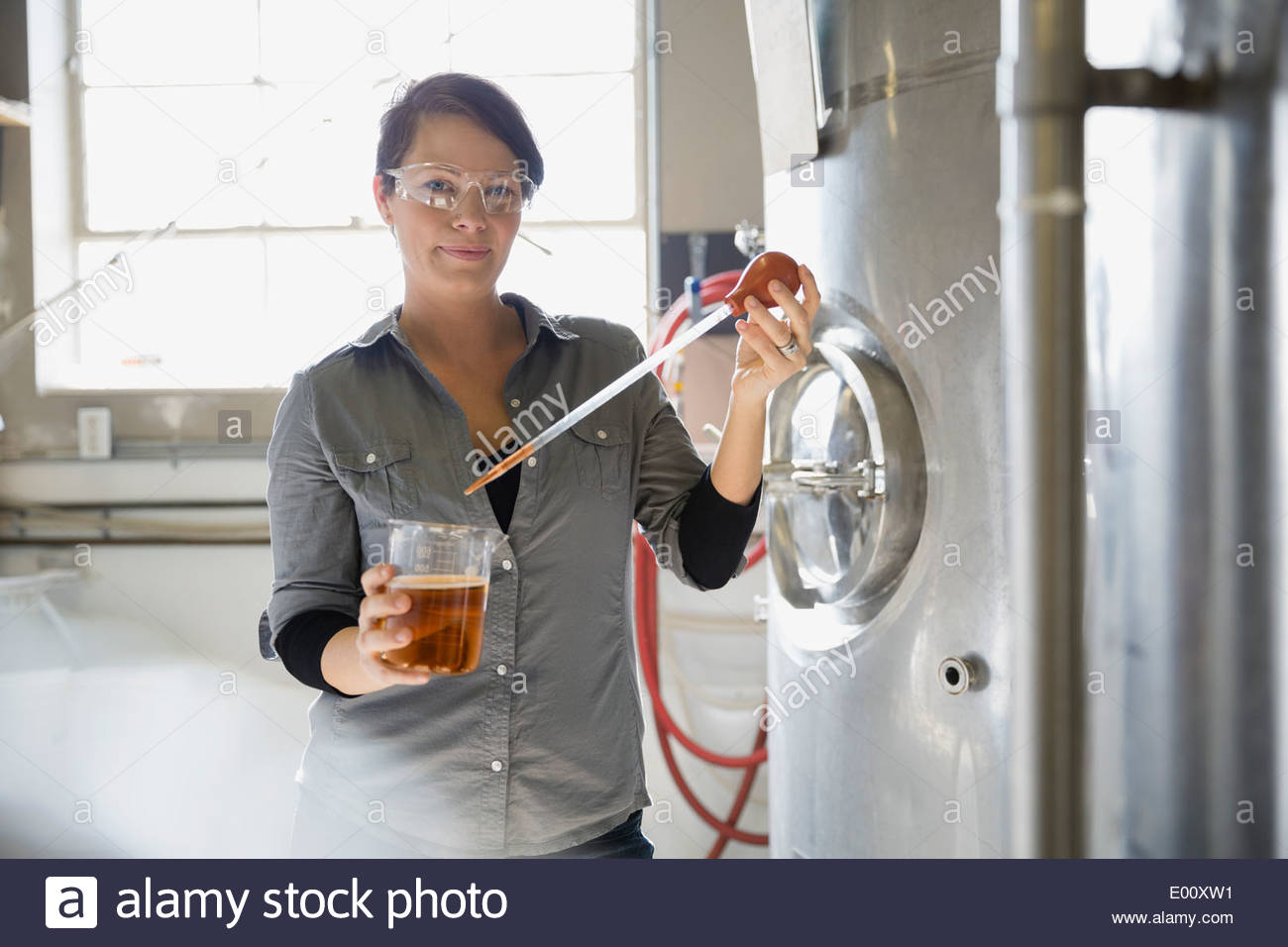 Dropper image hi-res stock photography and images - Alamy