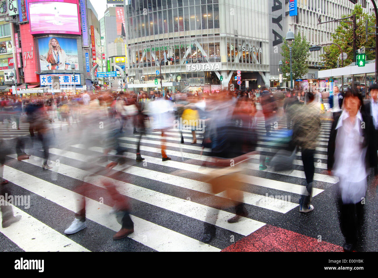 Crosswalk crossing hi-res stock photography and images - Alamy