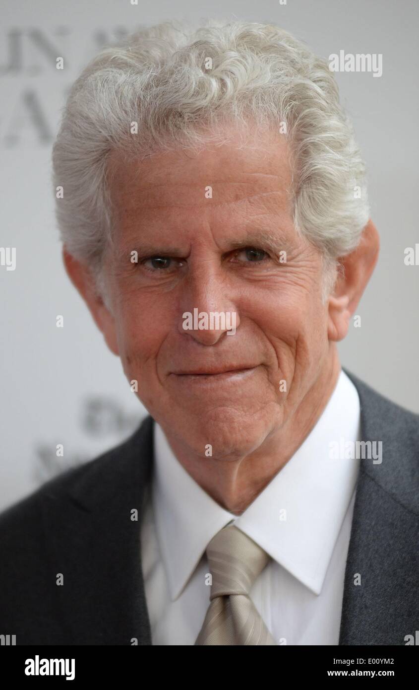 New York, NY, USA. 28th Apr, 2014. Tony Roberts at arrivals for Film ...