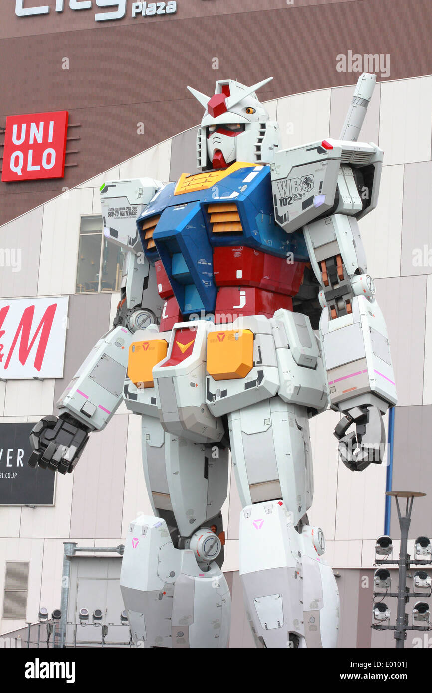 Mobile suit gundam character hi-res stock photography and images - Alamy