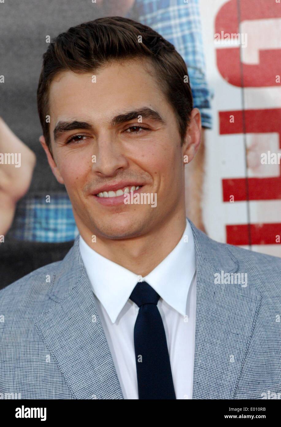 Dave franco neighbors 2014 hi-res stock photography and images - Alamy