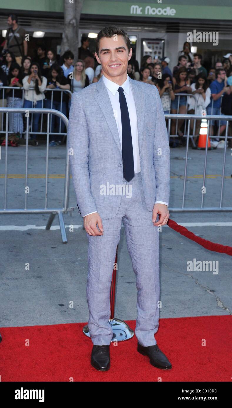 Dave franco neighbors 2014 hi-res stock photography and images - Alamy