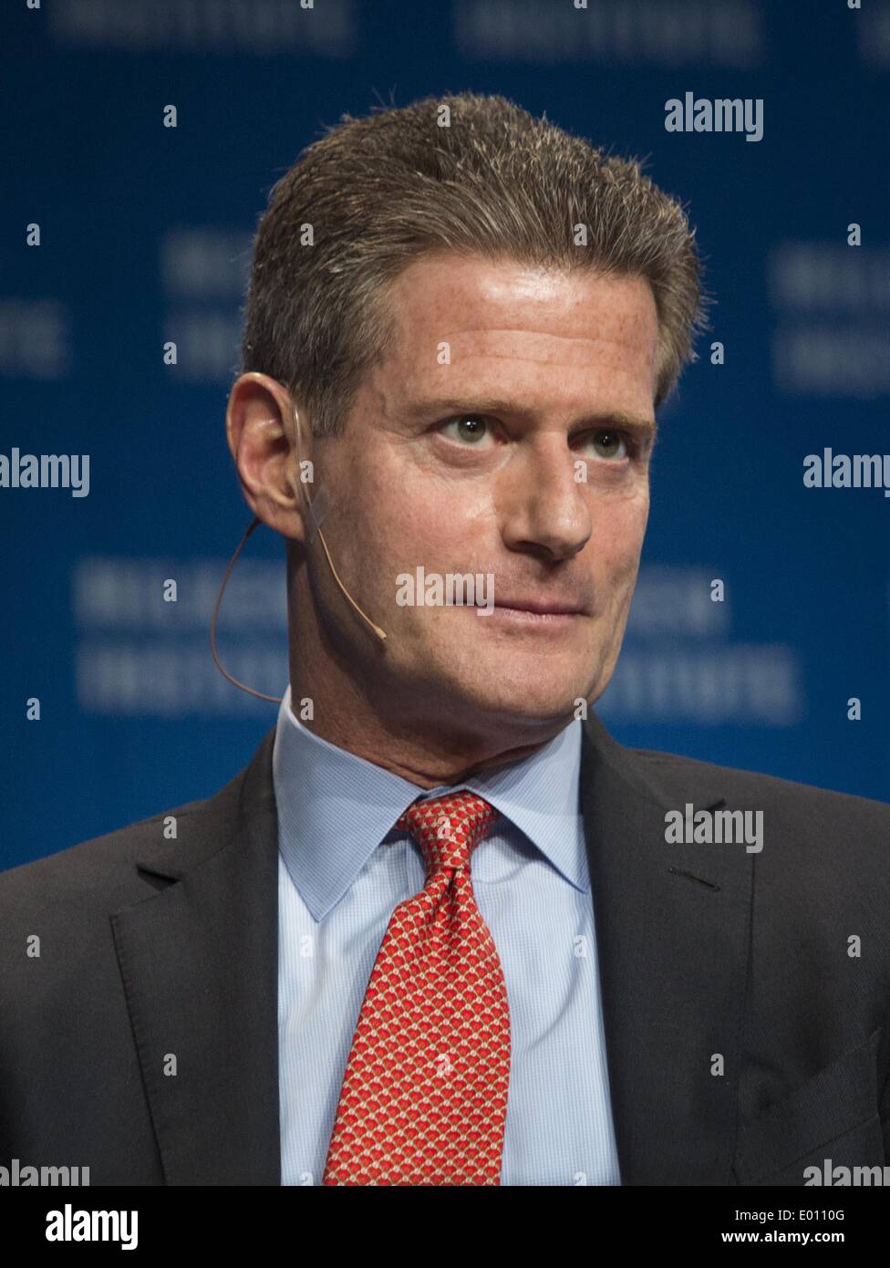 Global private banking hi-res stock photography and images - Alamy