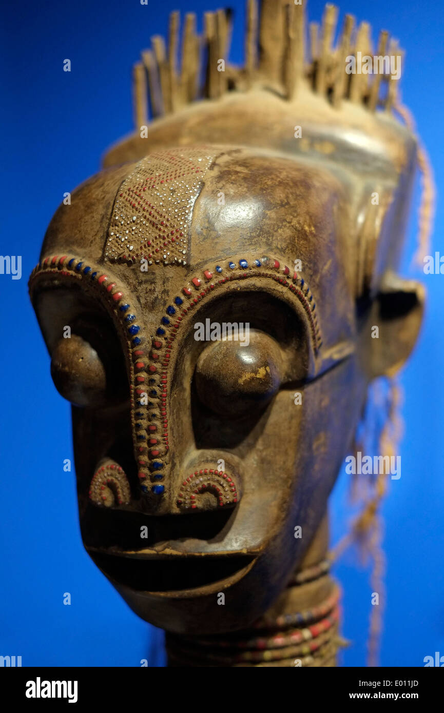 An old traditional carved figure from Congo Africa Stock Photo - Alamy