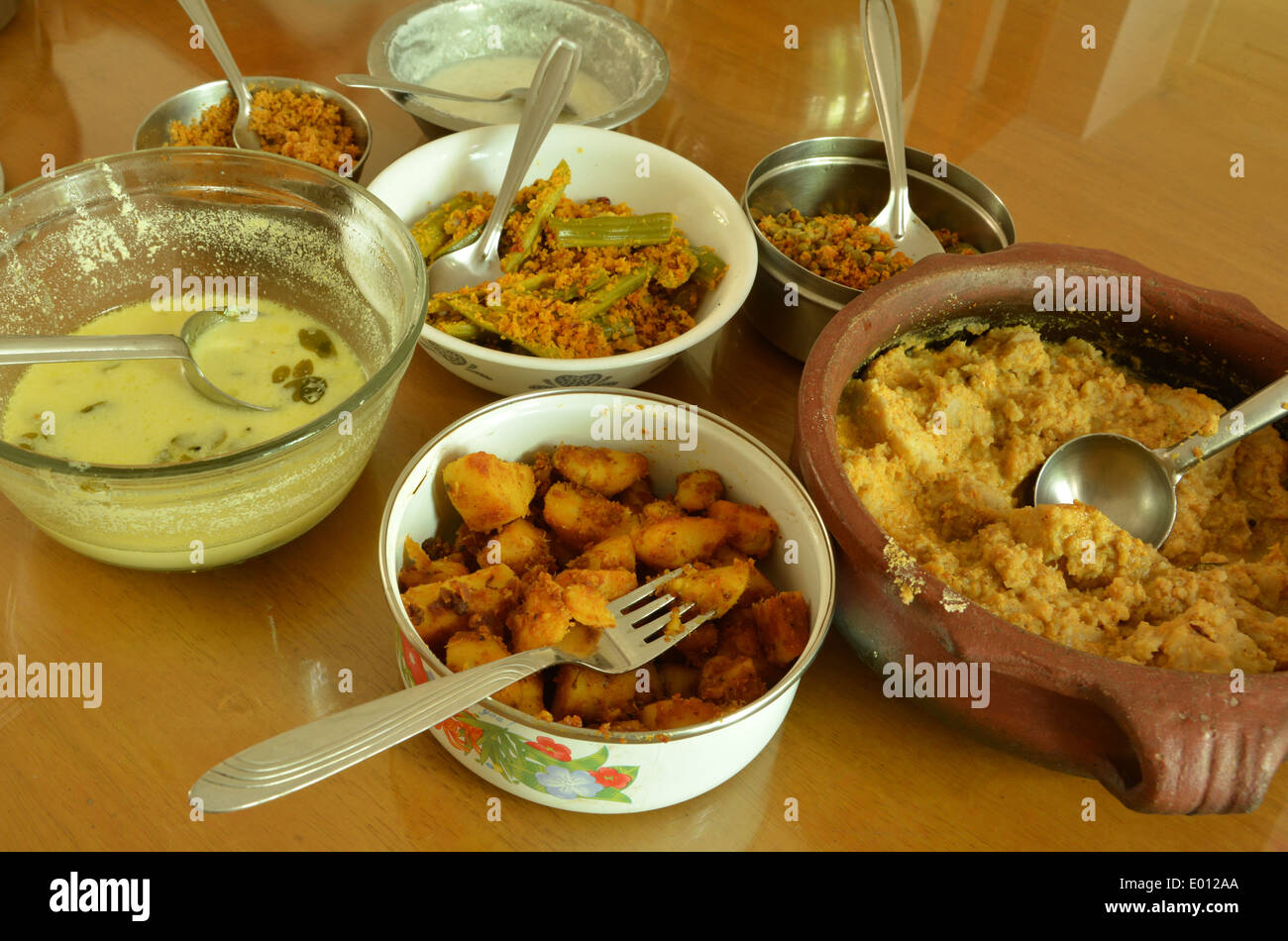 Indian curries hi-res stock photography and images - Alamy