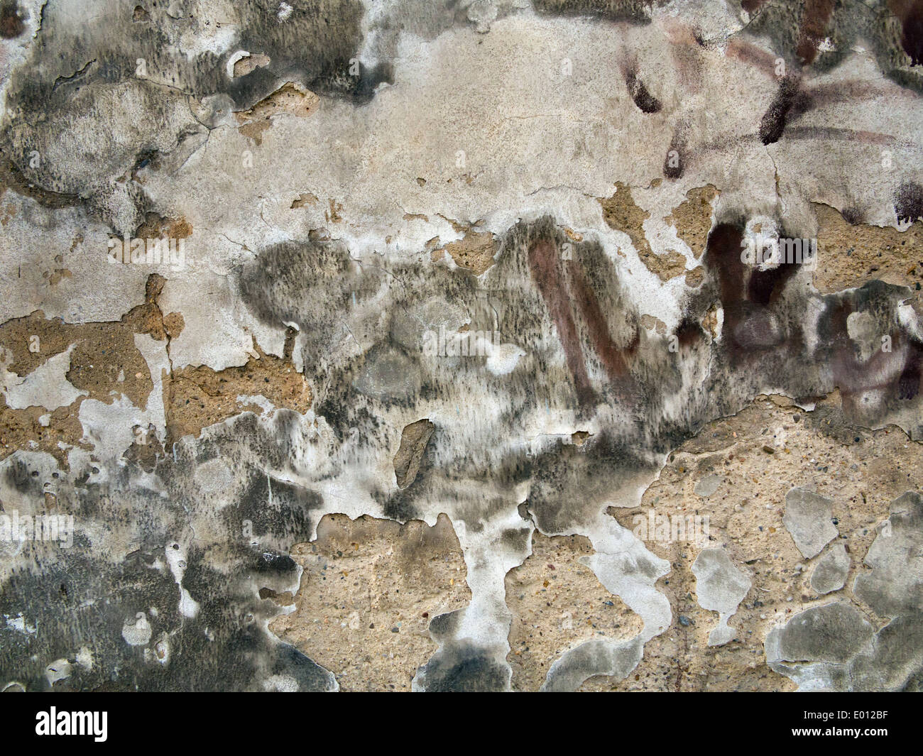 Damaged plaster hi-res stock photography and images - Alamy