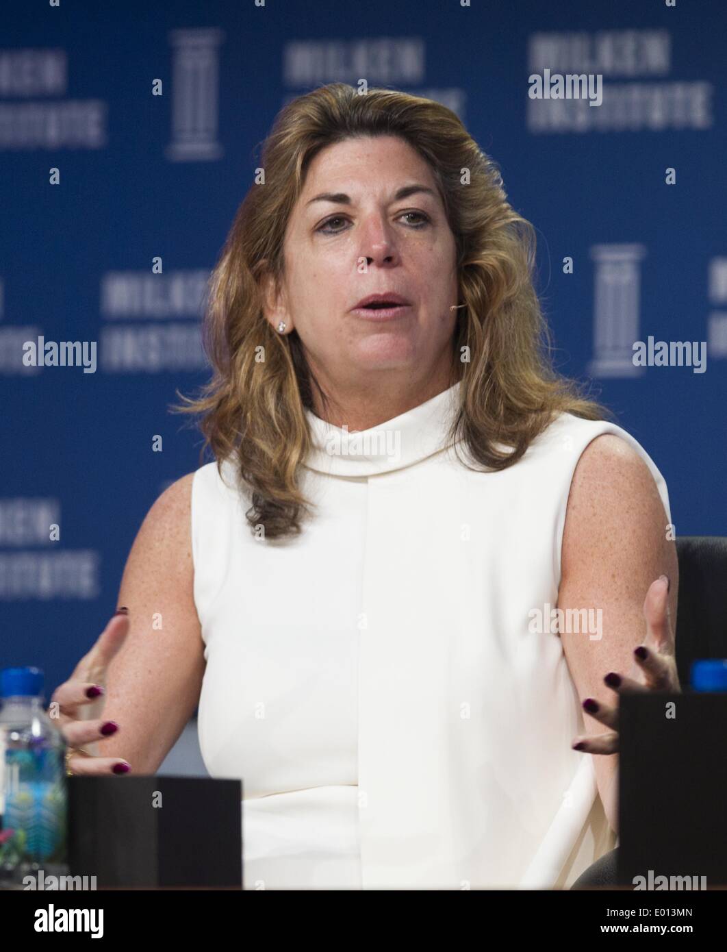 Los Angeles, California, USA. 28th Apr, 2014. Sarah Quinlan, Senior ...