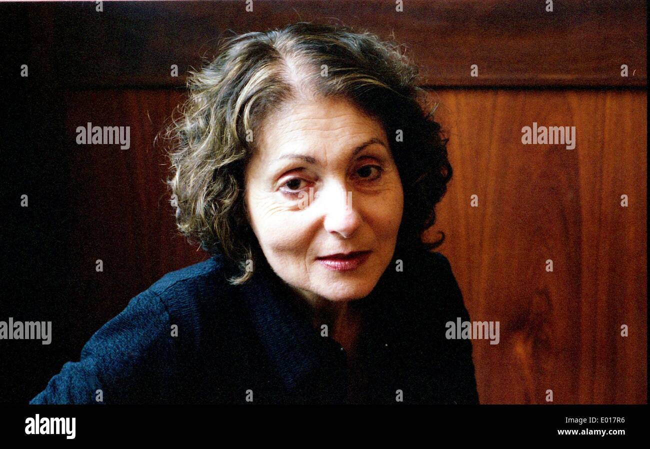 Lily brett hi-res stock photography and images - Alamy