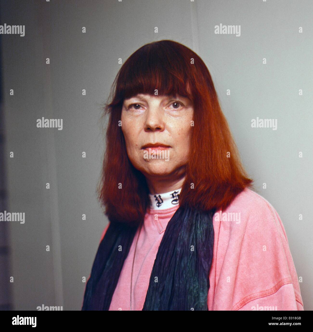 Sarah kirsch hi-res stock photography and images - Alamy