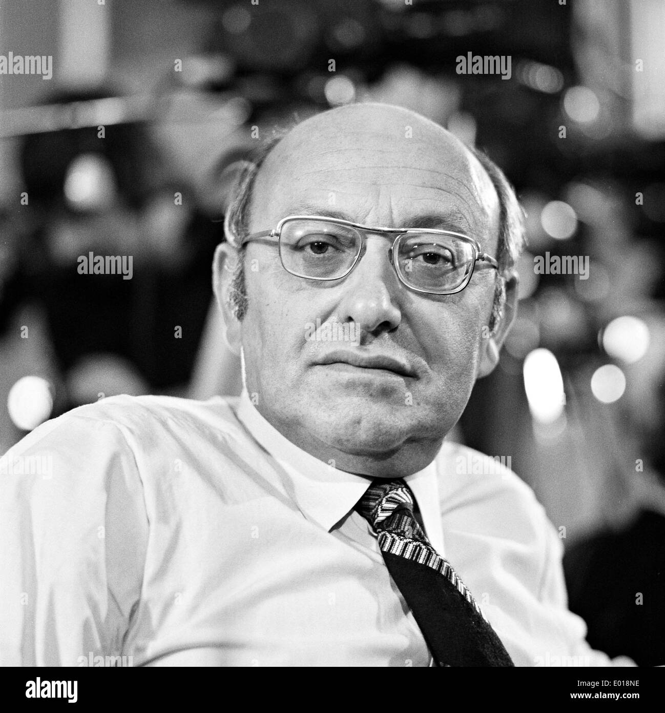 Reich ranicki hi-res stock photography and images - Alamy