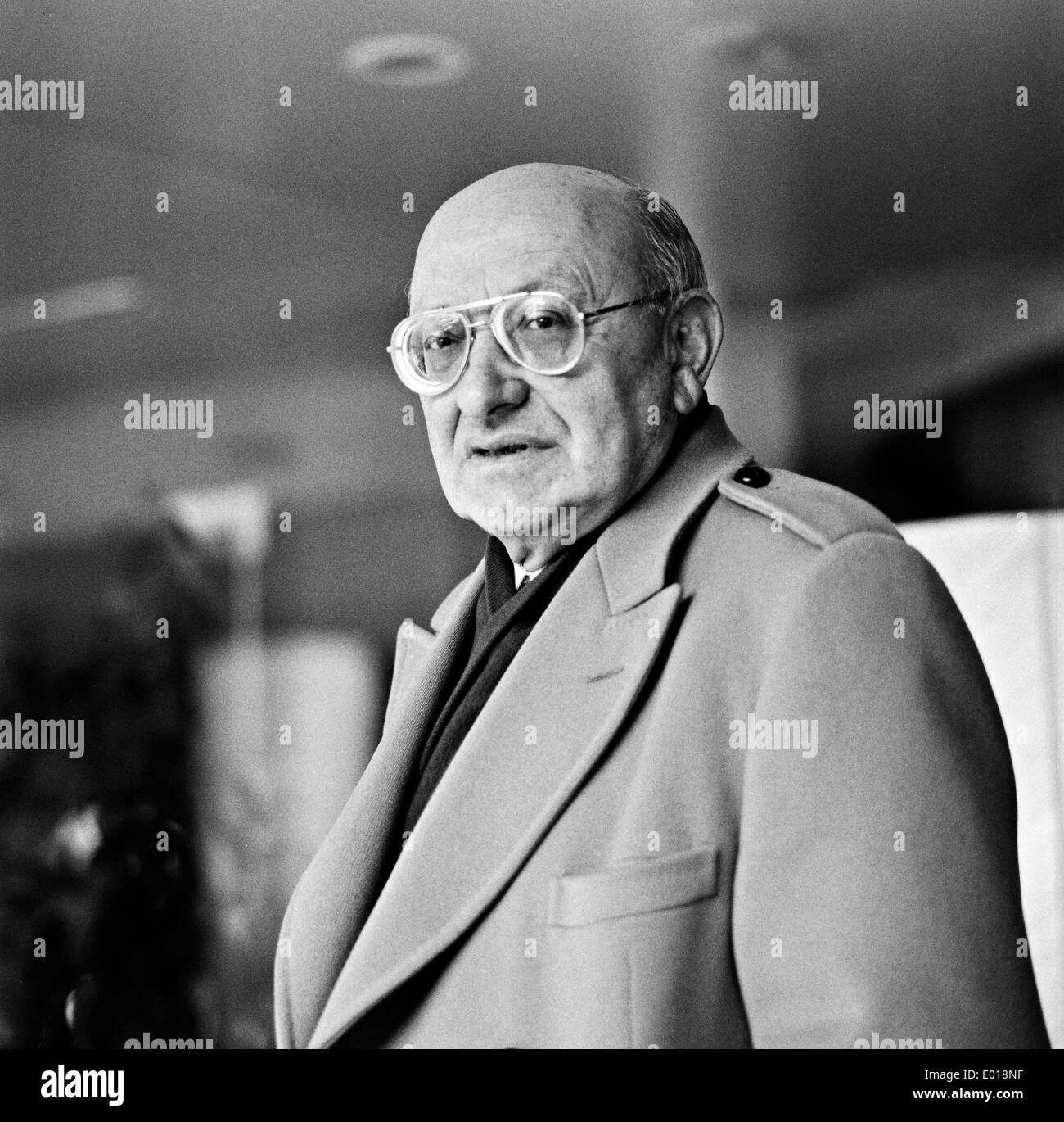 Marcel ranicki hi-res stock photography and images - Alamy