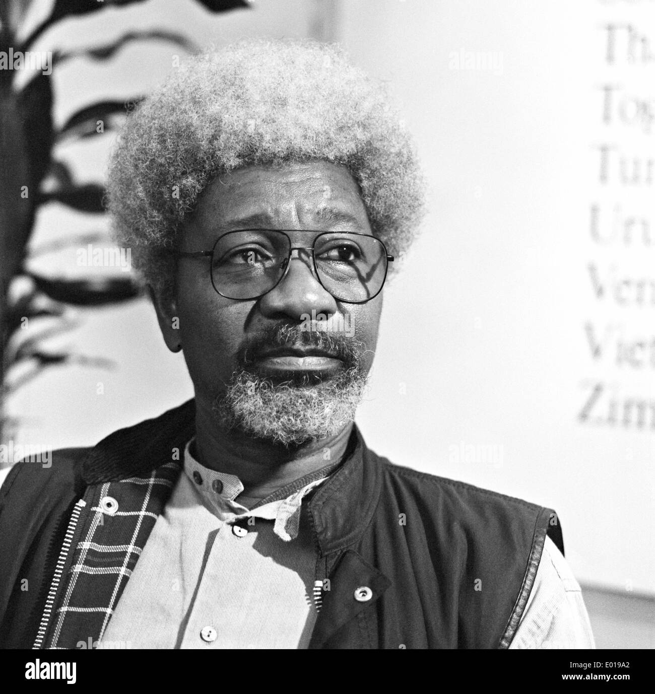 Wole Soyinka, 1995 Stock Photo - Alamy