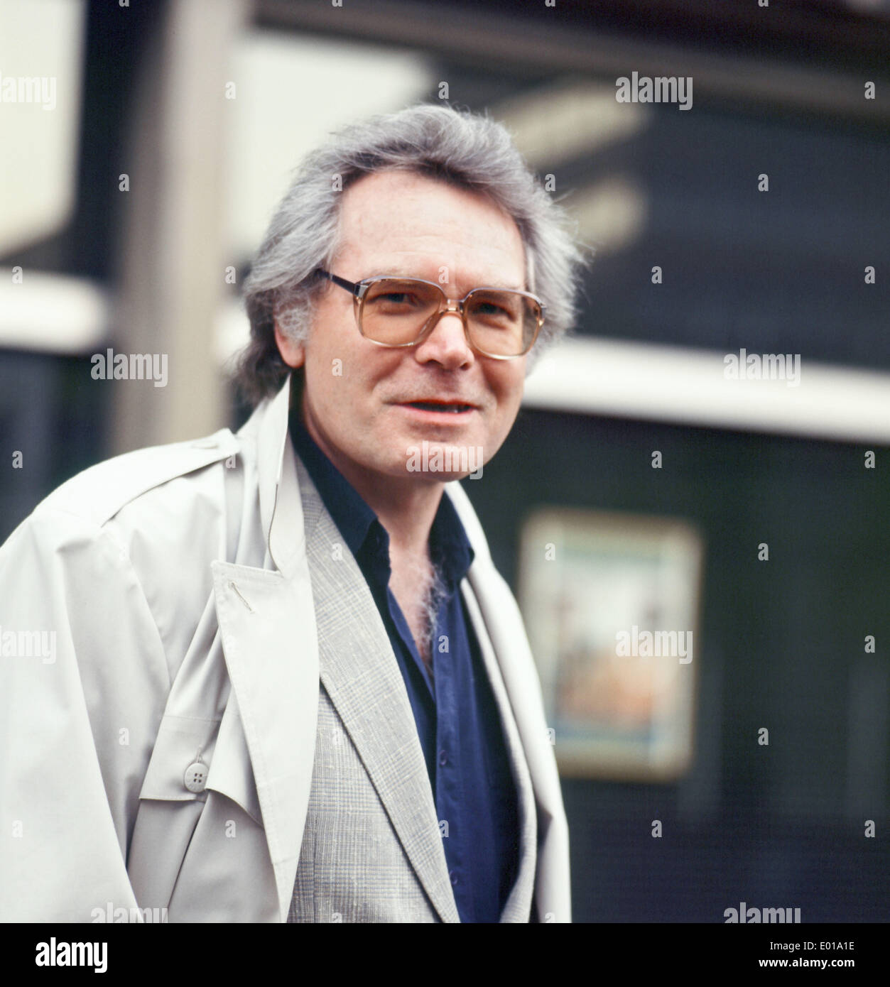 Oskar negt hi-res stock photography and images - Alamy Oskar negt hi-res stock photography and images - Alamy