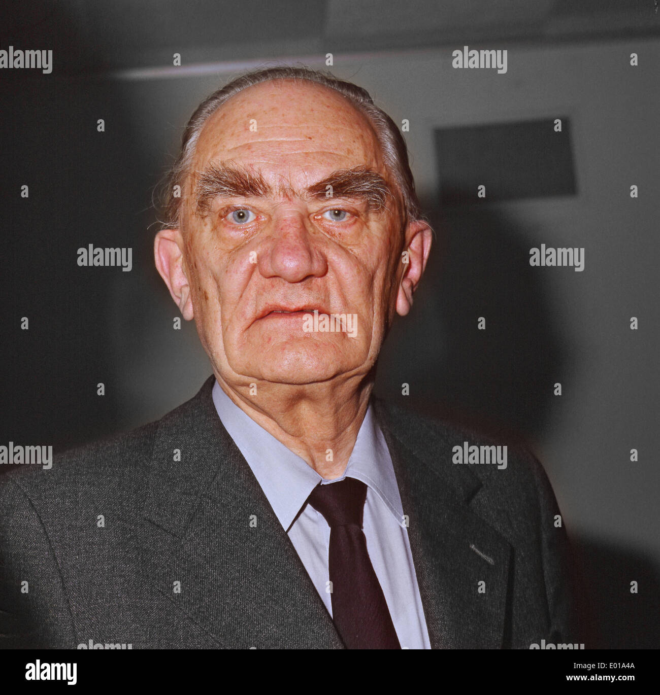 Kurt scharf hi-res stock photography and images - Alamy