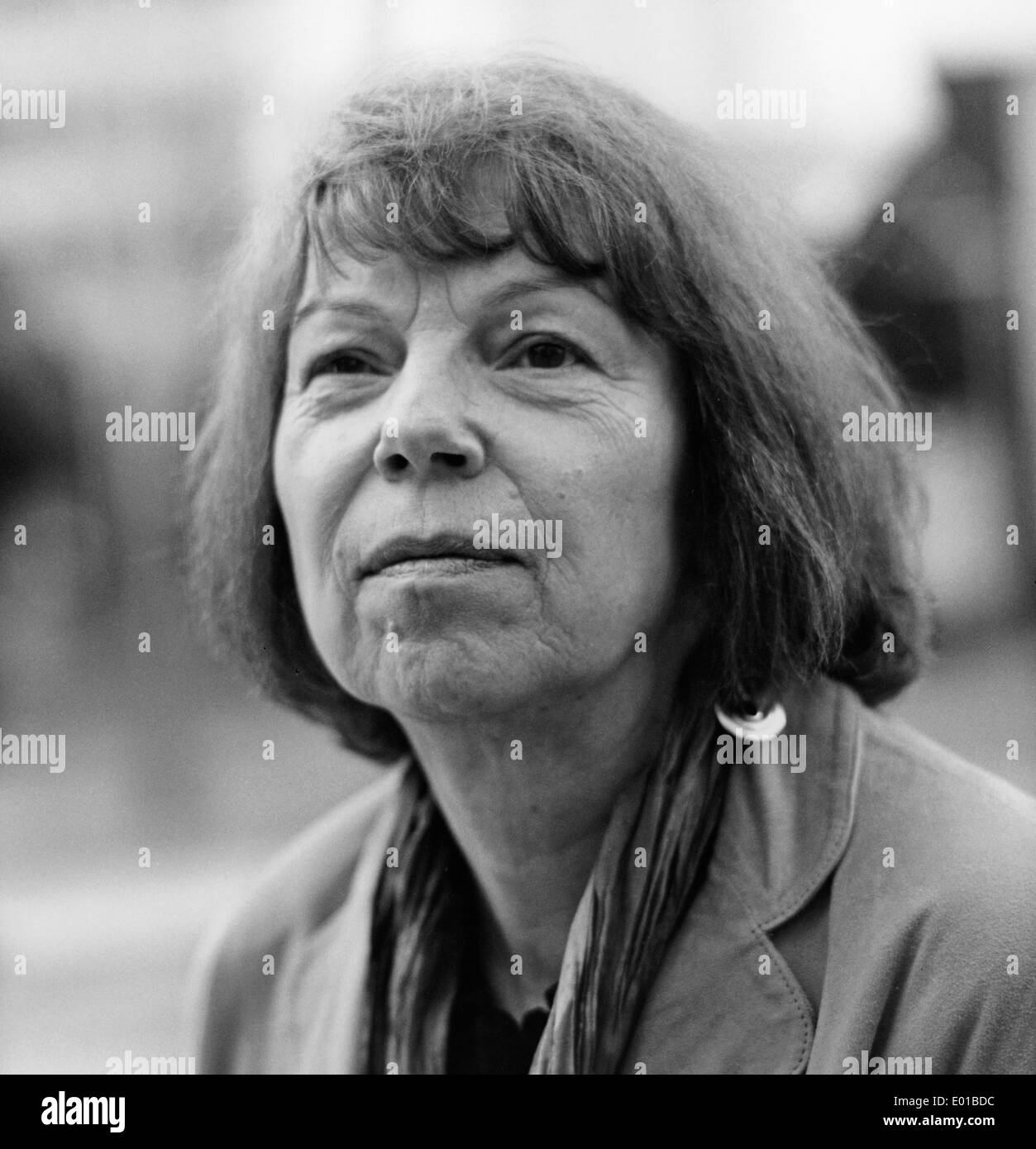 Sarah kirsch hi-res stock photography and images - Alamy