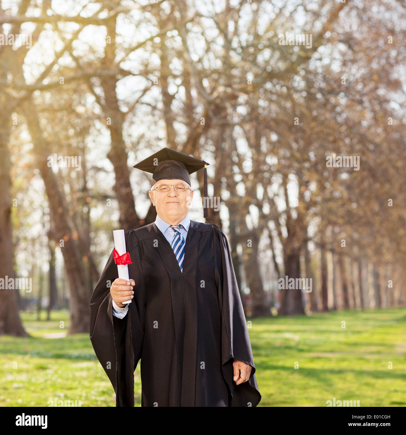 Outdoor Graduation Poses