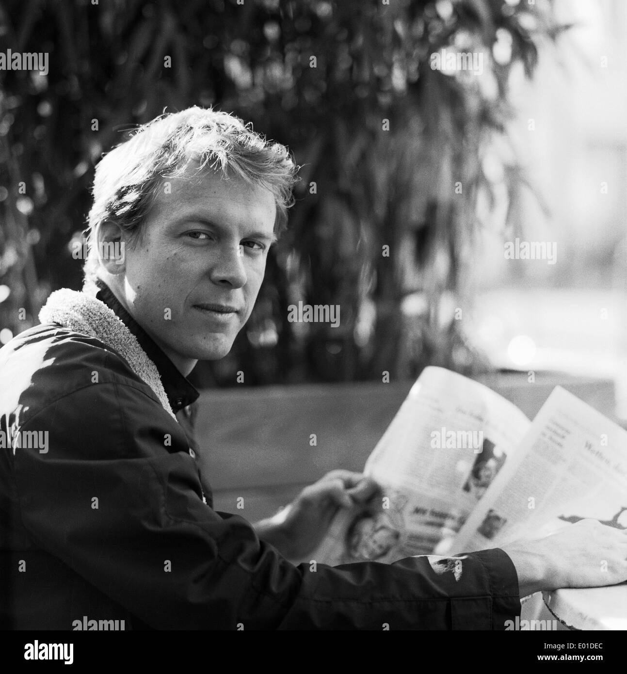 16 2003 Black and White Stock Photos & Images - Alamy