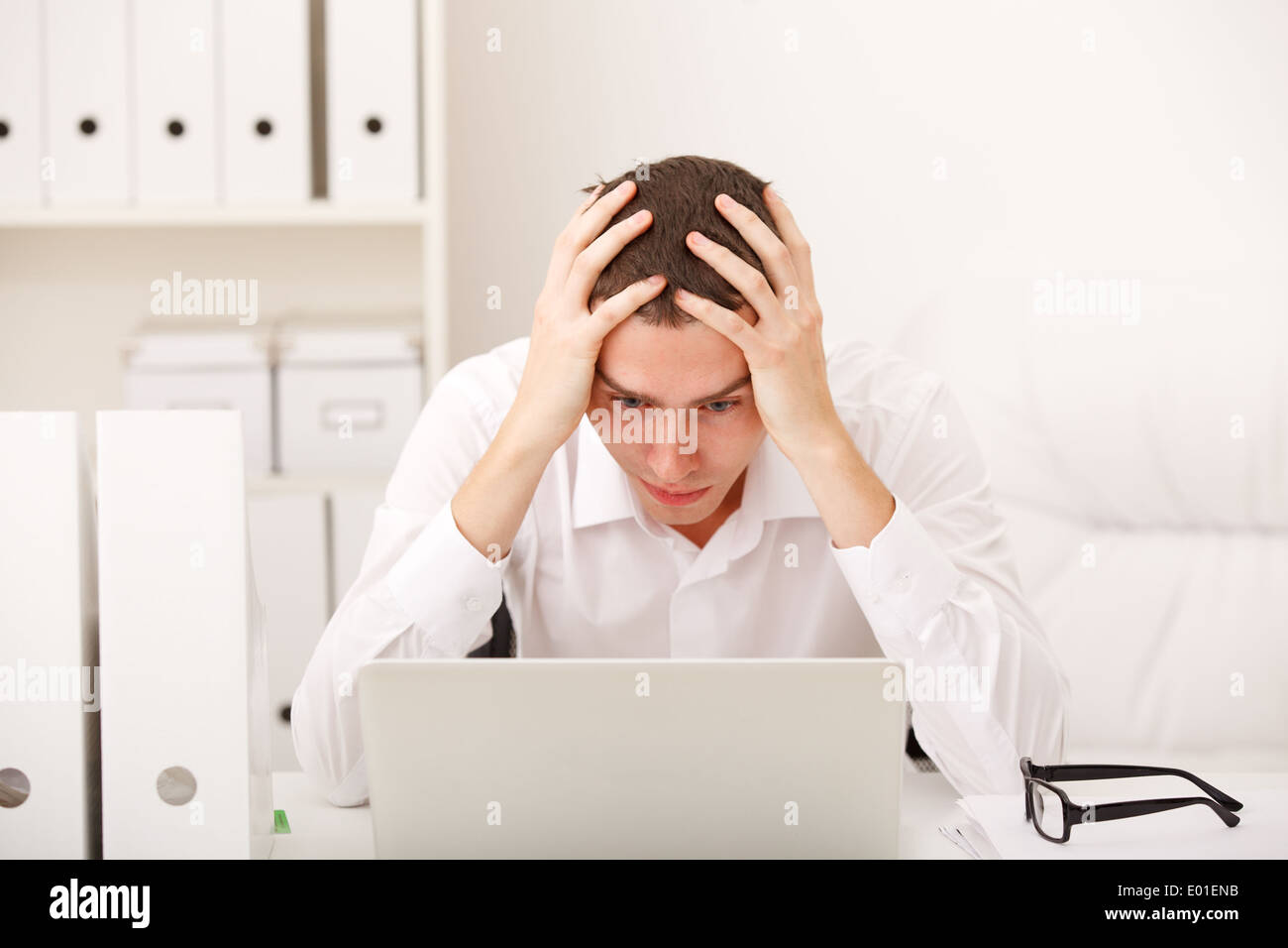 Despairing hi-res stock photography and images - Alamy