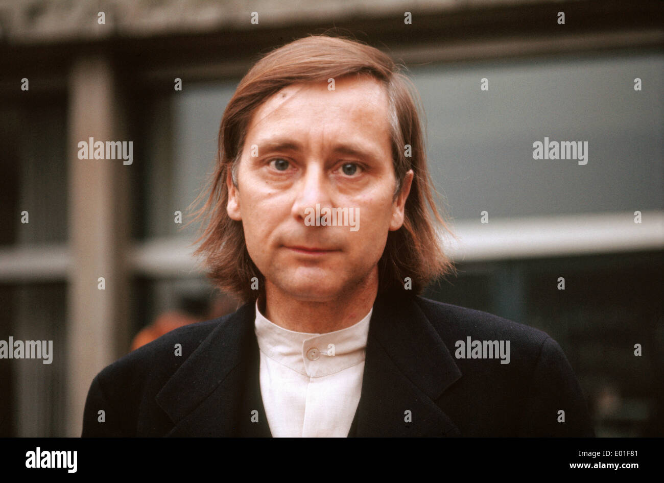Alan Sillitoe, 1972 Stock Photo - Alamy