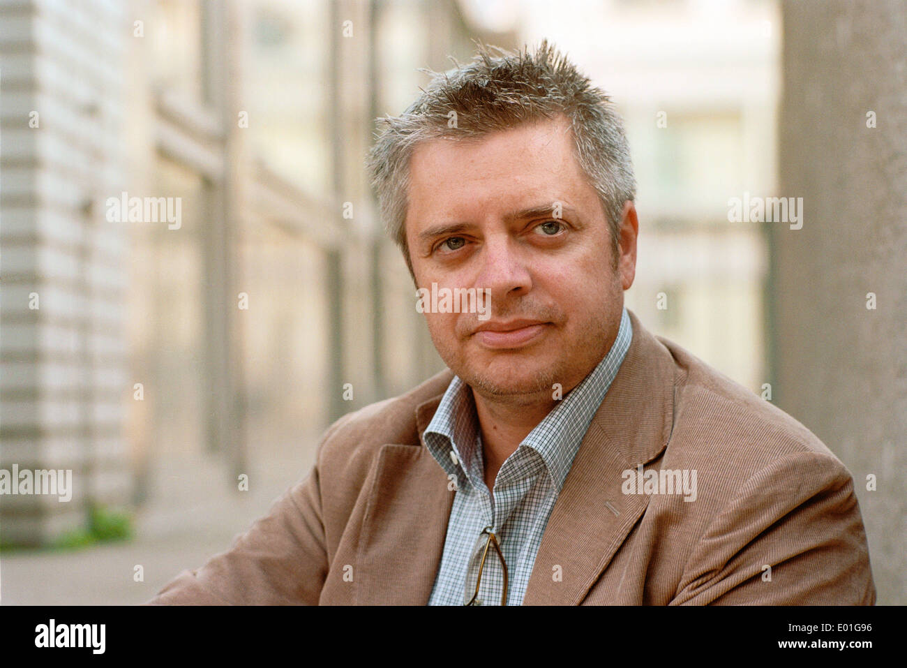 Paul harding hi-res stock photography and images - Alamy