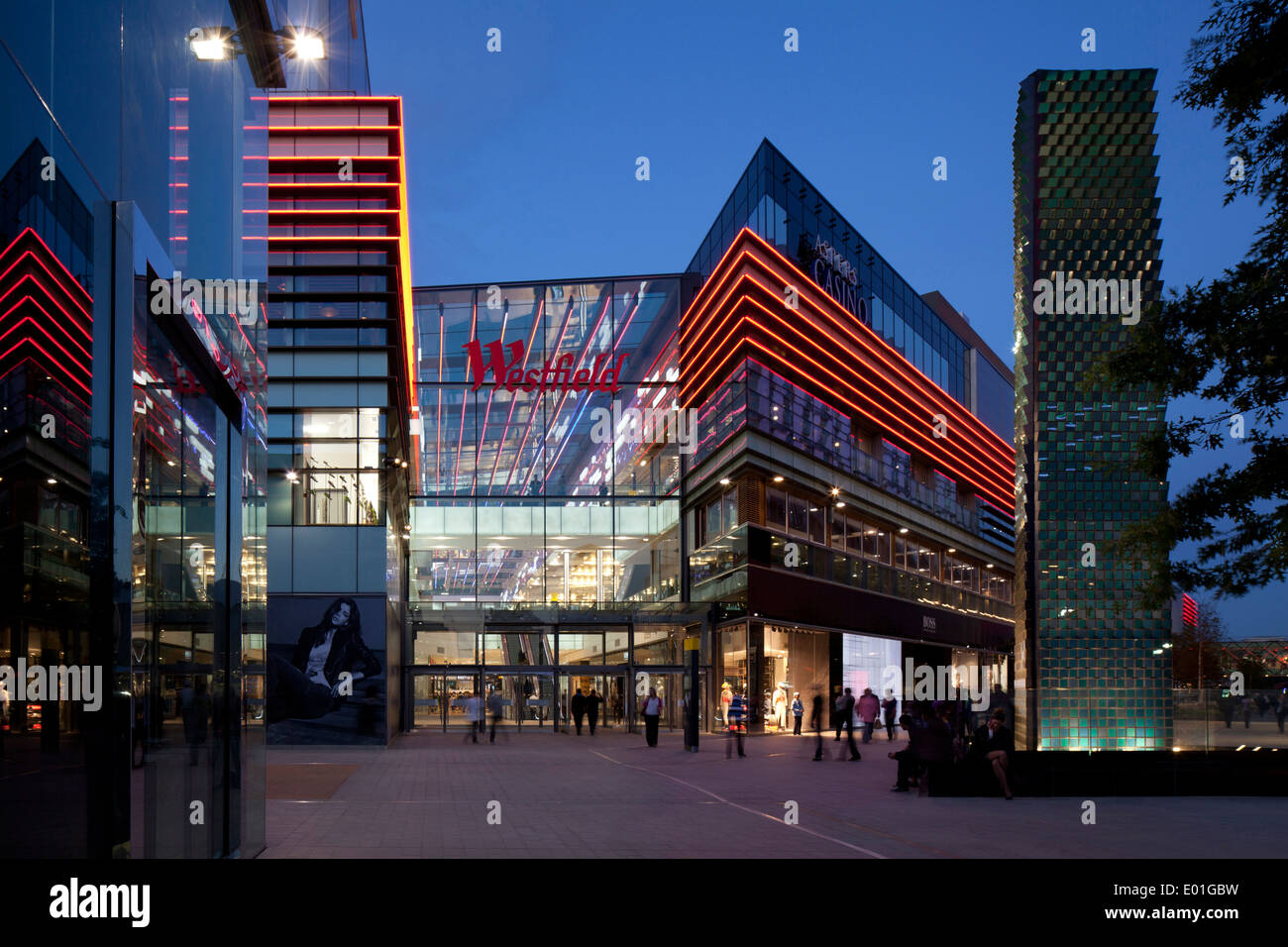 Entrance from Chestnut Plaza, Westfield Stratford City, Olympic Park ...