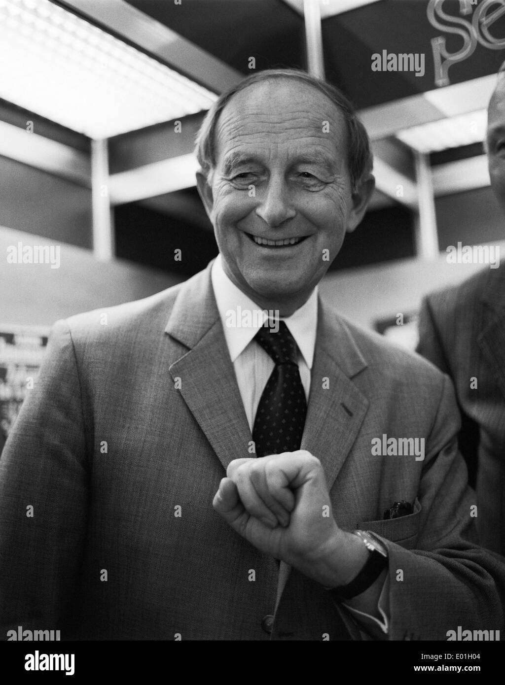 Politics personalities portraits 1970 1979 hi-res stock photography and ...