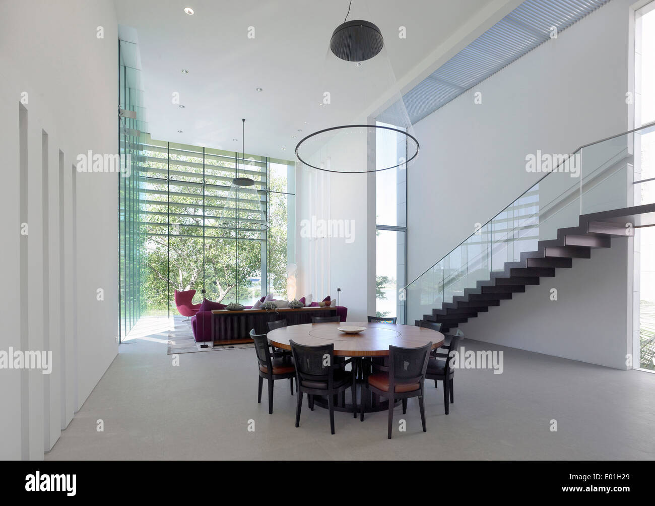 Modern open plan dining and sitting room, Lakeshore View, Sentosa Cove ...