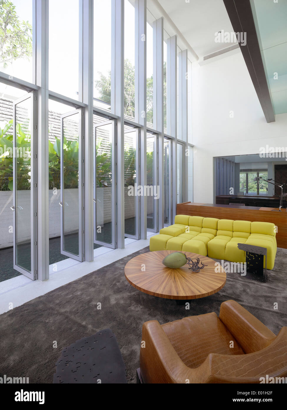 Seating in open plan sitting room, Lakeshore View, Sentosa Cove ...