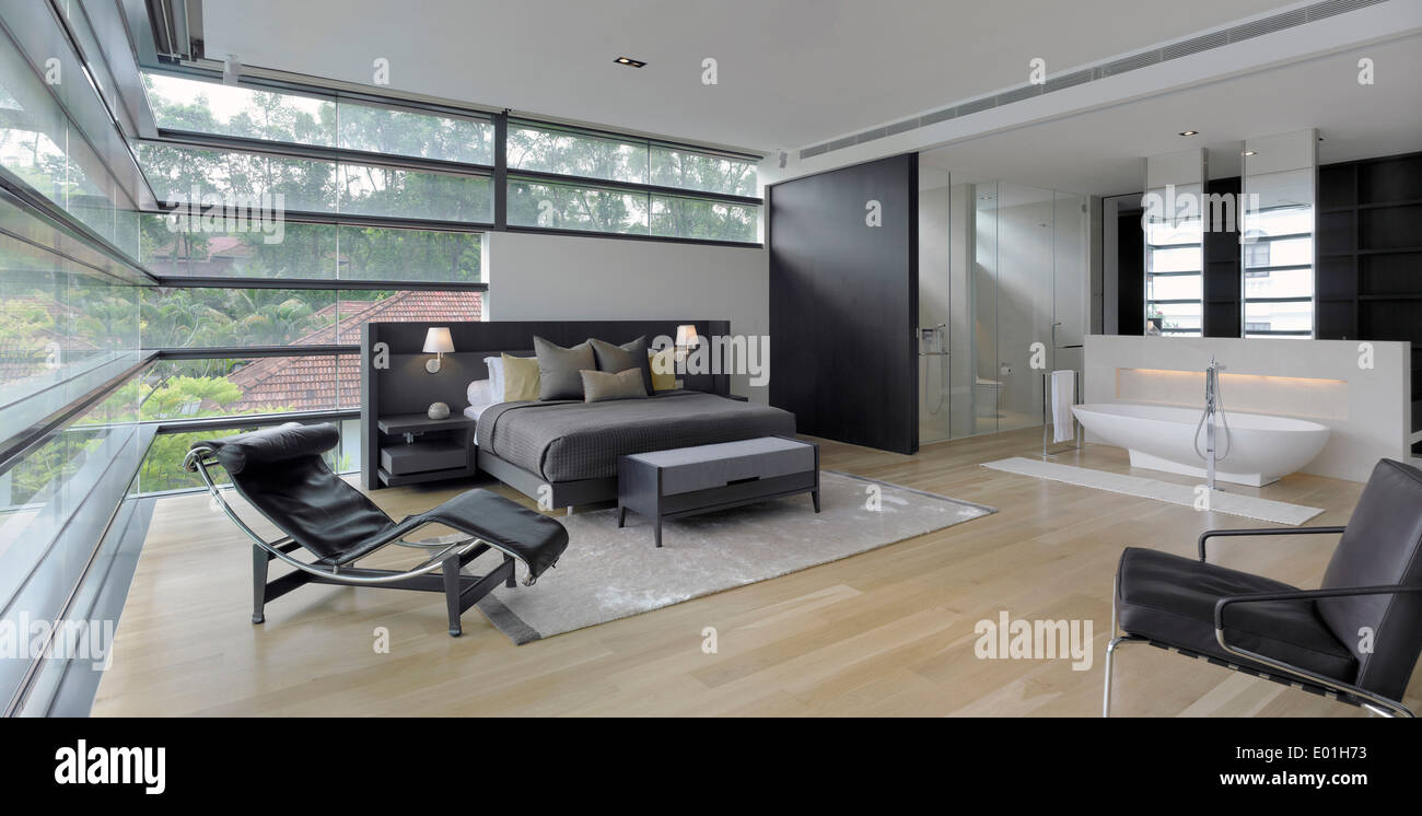 Modern bedroom with bathtub, 9 Ridout Rd, Singapore Stock Photo - Alamy
