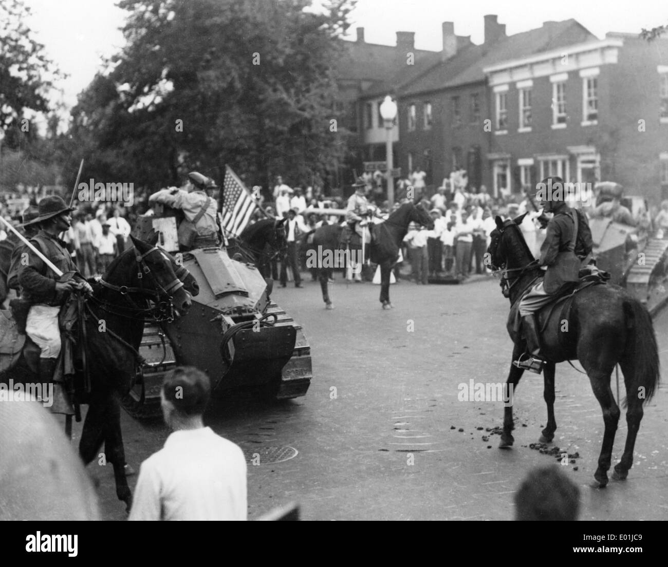 Bonus army hi-res stock photography and images - Alamy