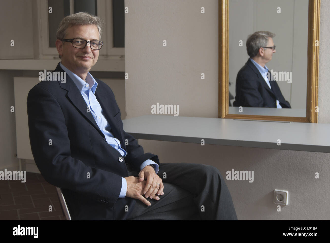 Author and professor of jewish history and culture germany hi-res stock ...