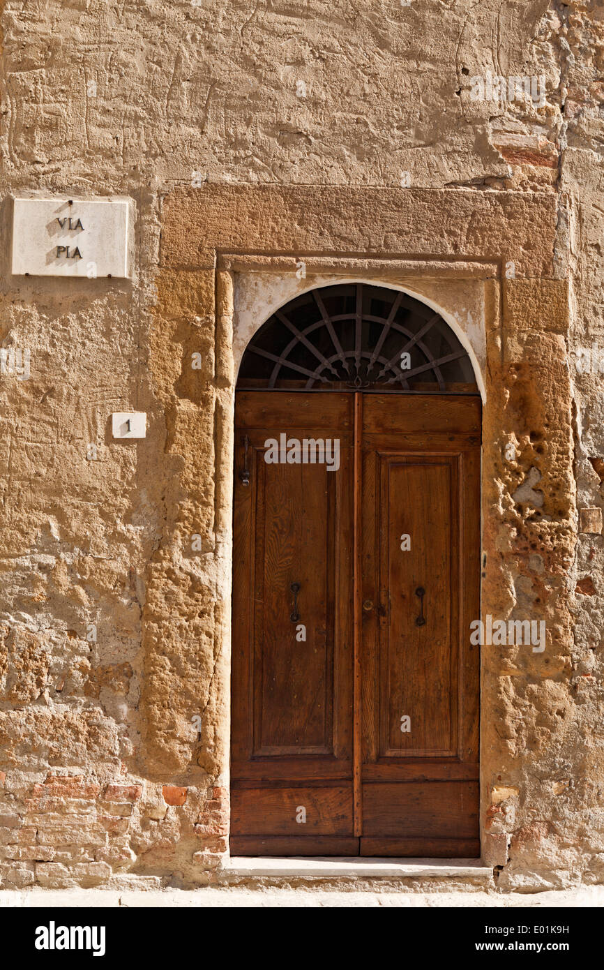 Old portico hi-res stock photography and images - Alamy