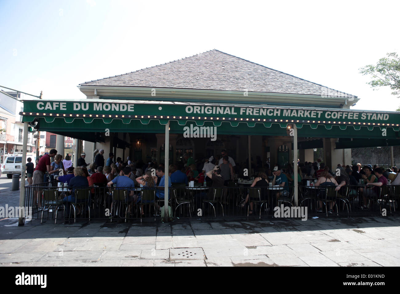New Orleans , USA. Cafe Du Monde Stock Photo - Alamy