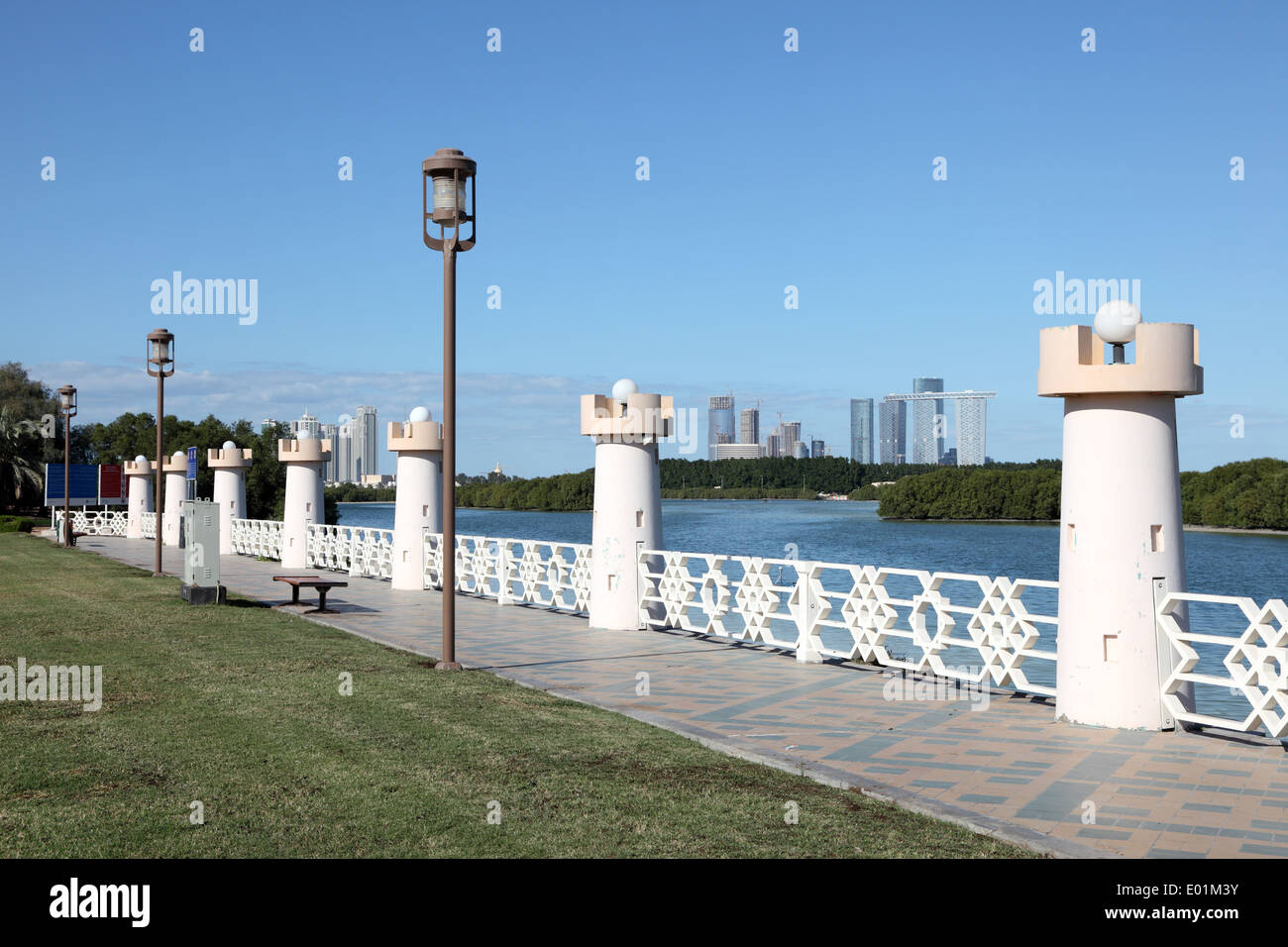 Corniche in Abu Dhabi, United Arab Emirates Stock Photo - Alamy