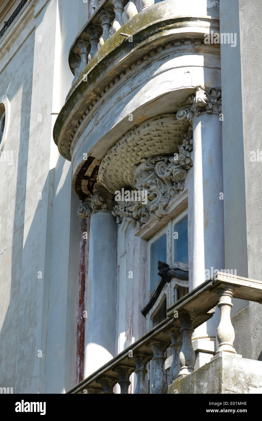 Intim hi-res stock photography and images - Alamy