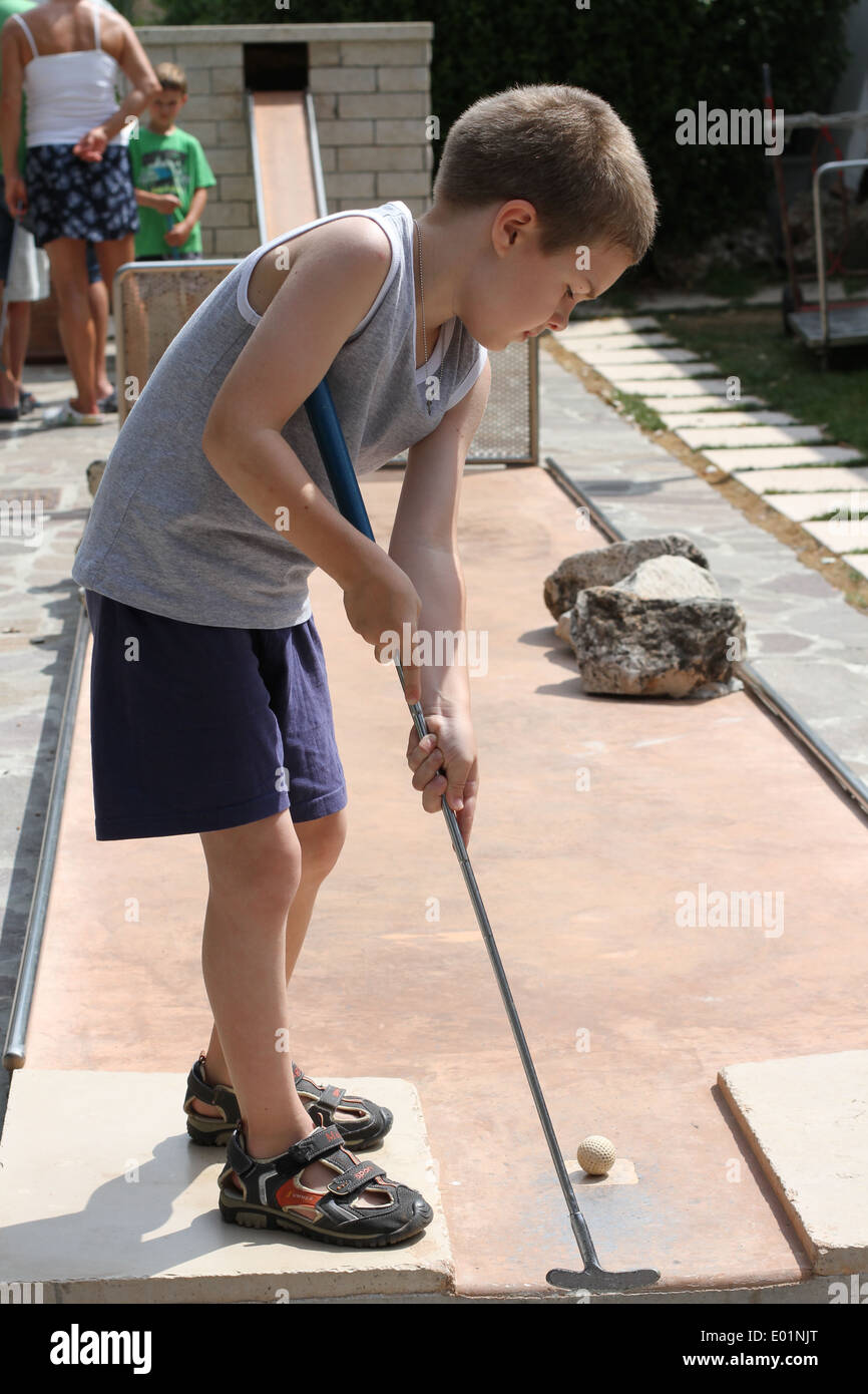 Mini golf hi-res stock photography and images - Alamy