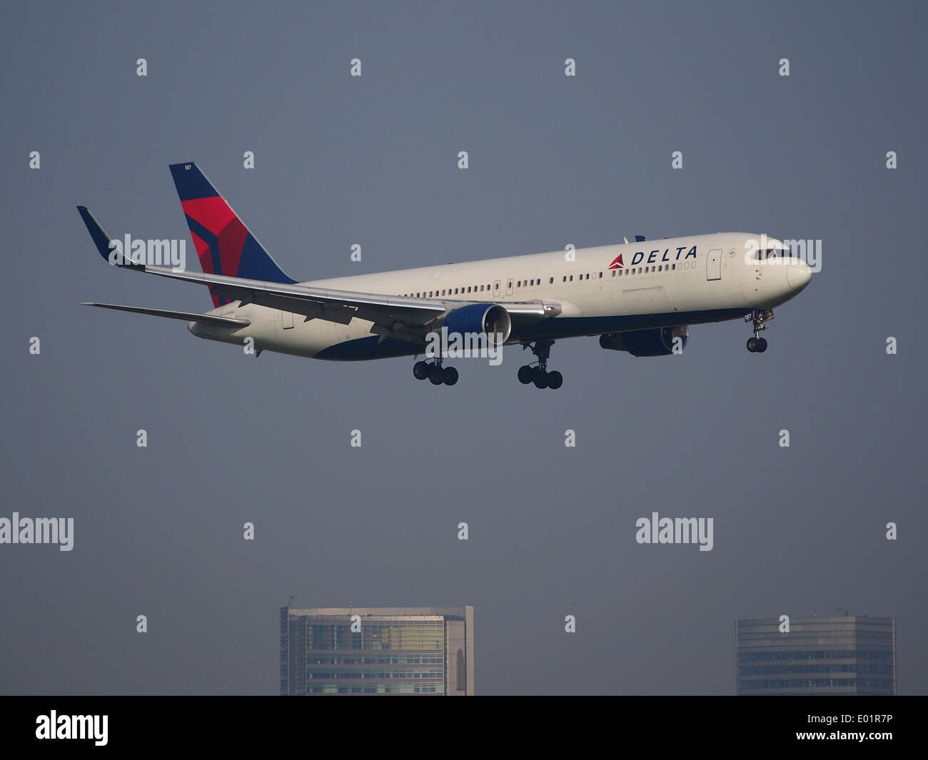 Boeing 767 332 er hi-res stock photography and images - Alamy