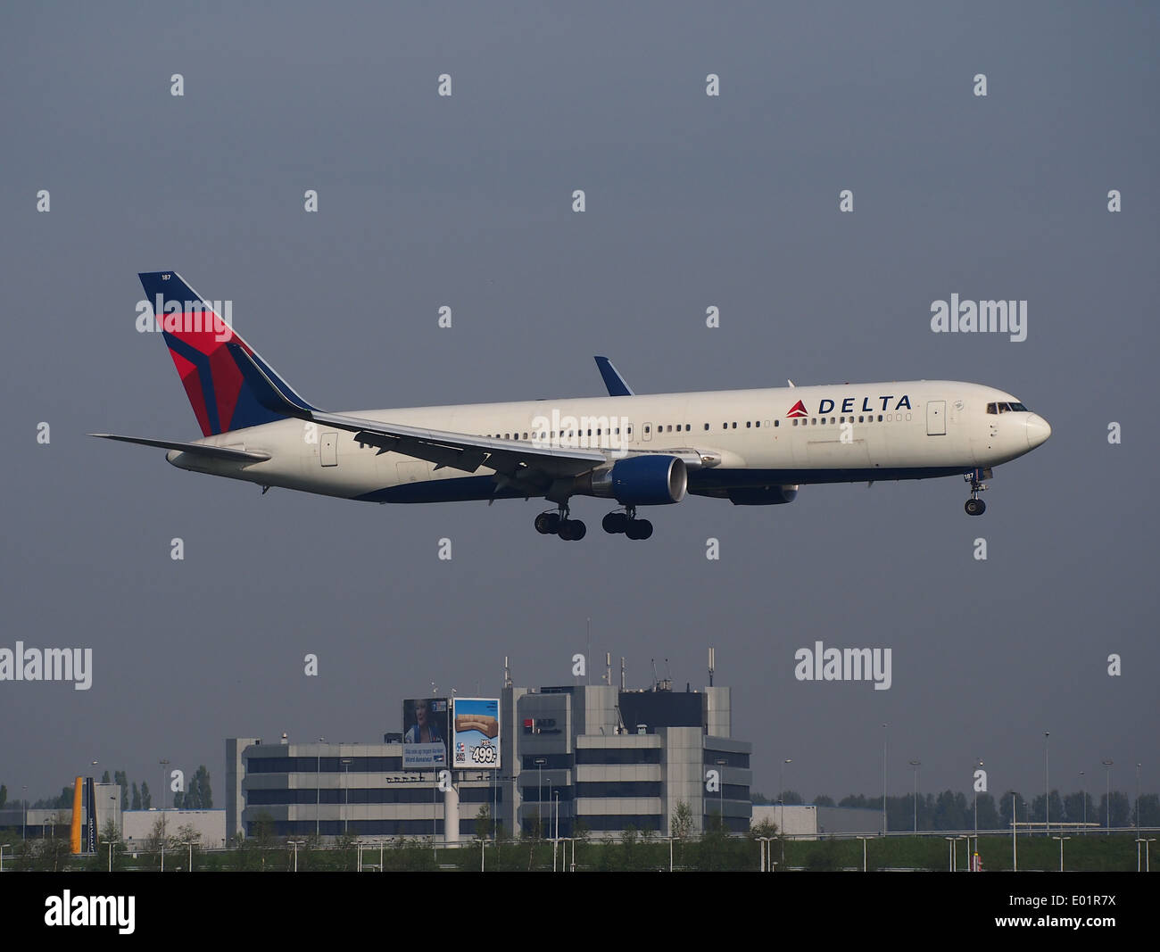Boeing 767 332 er hi-res stock photography and images - Alamy