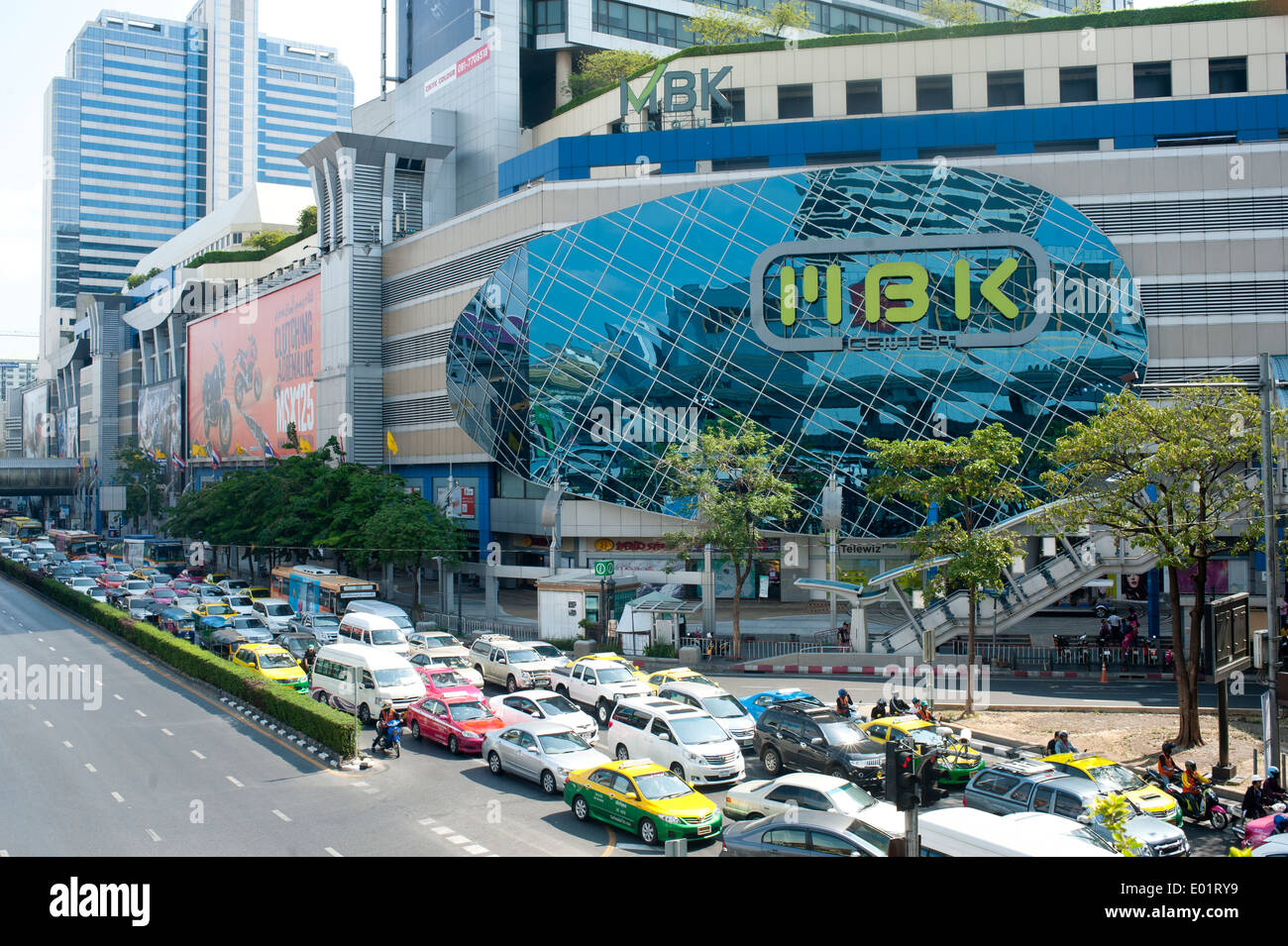 Bangkok Thailand - View of MBK shopping center Stock Photo - Alamy