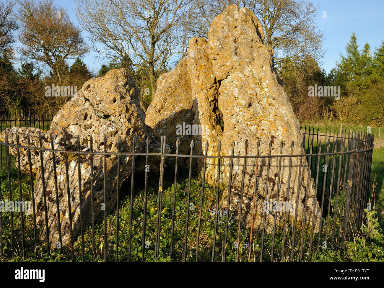 The Whispering Knights, Rollright Stones Neolithic Burial Chamber Stock ...