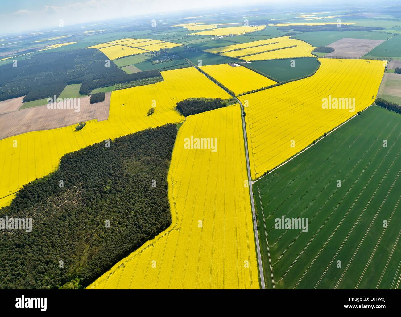 Muencheberg, Germany. 29th Apr, 2014. View from a small aircraft onto a ...
