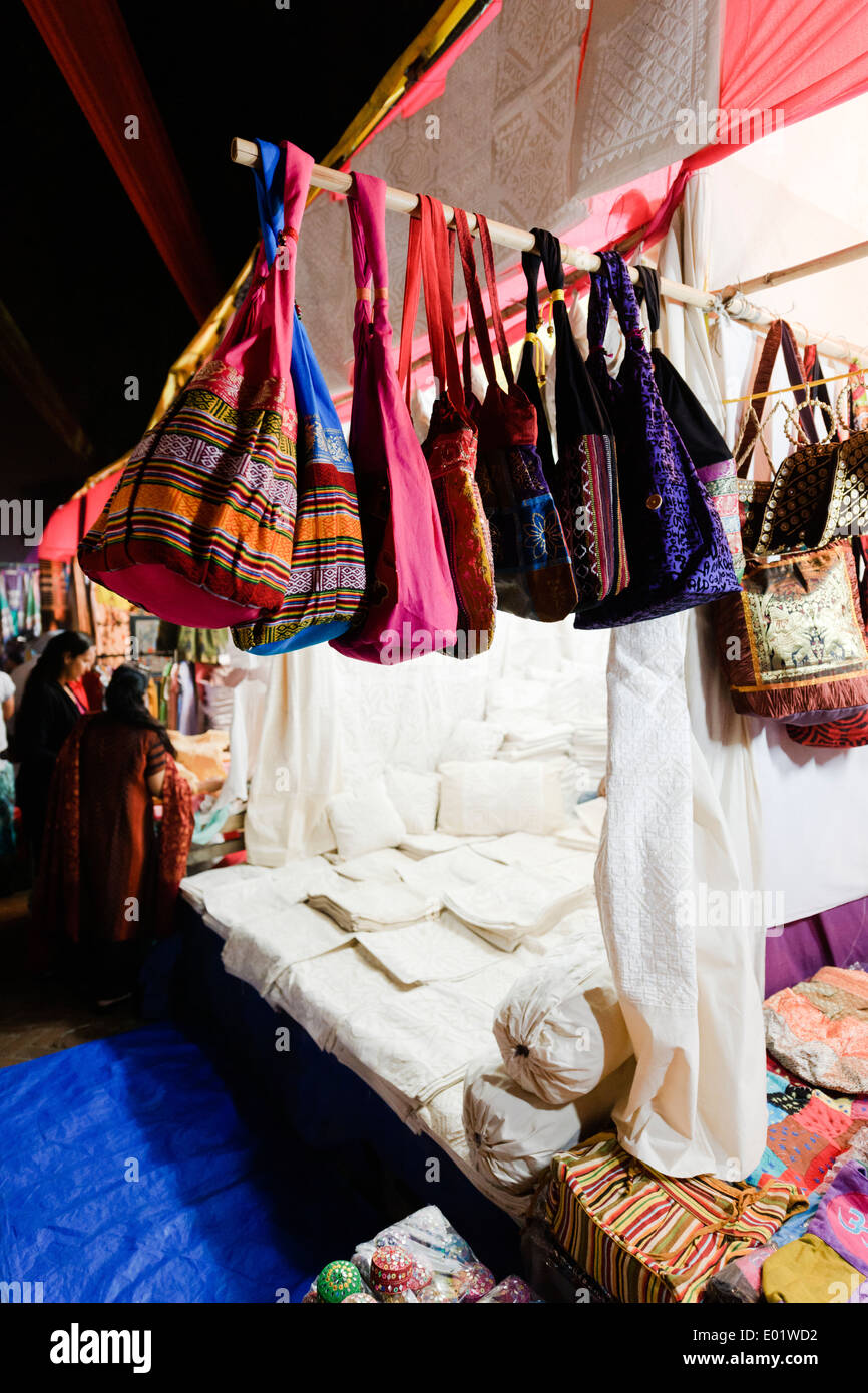 Dilli haat hi-res stock photography and images - Alamy