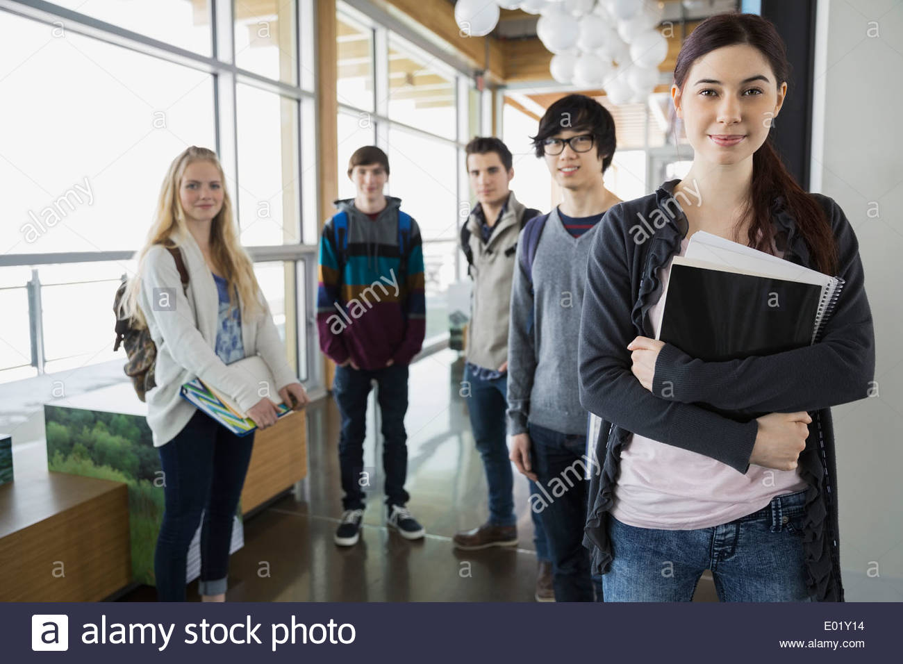 16 18 years student hi-res stock photography and images - Alamy