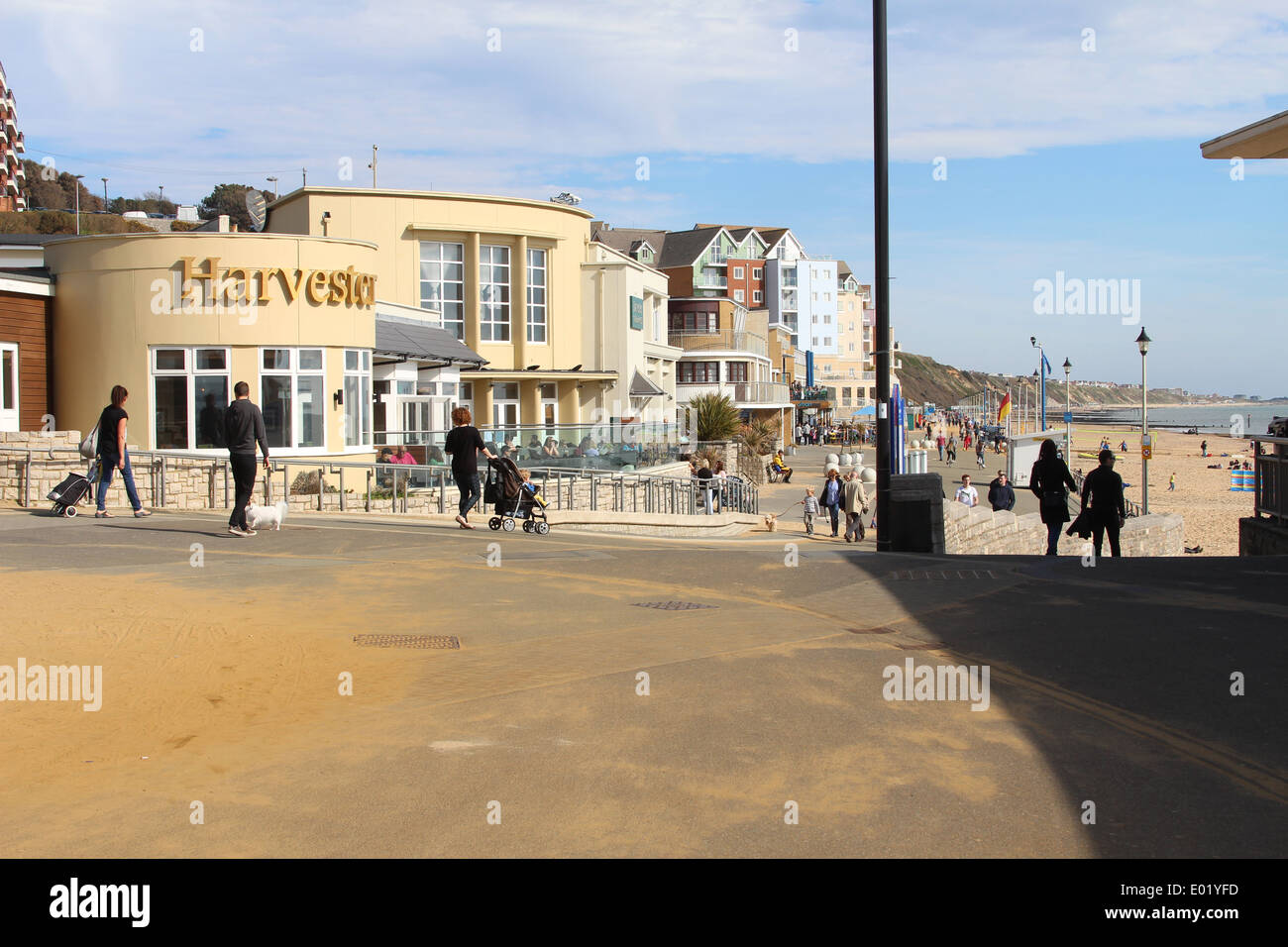 Harvester restaurant hi-res stock photography and images - Alamy