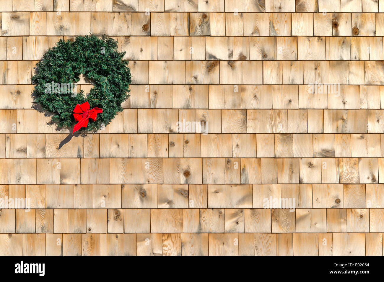Cedar shingles siding hi-res stock photography and images - Alamy
