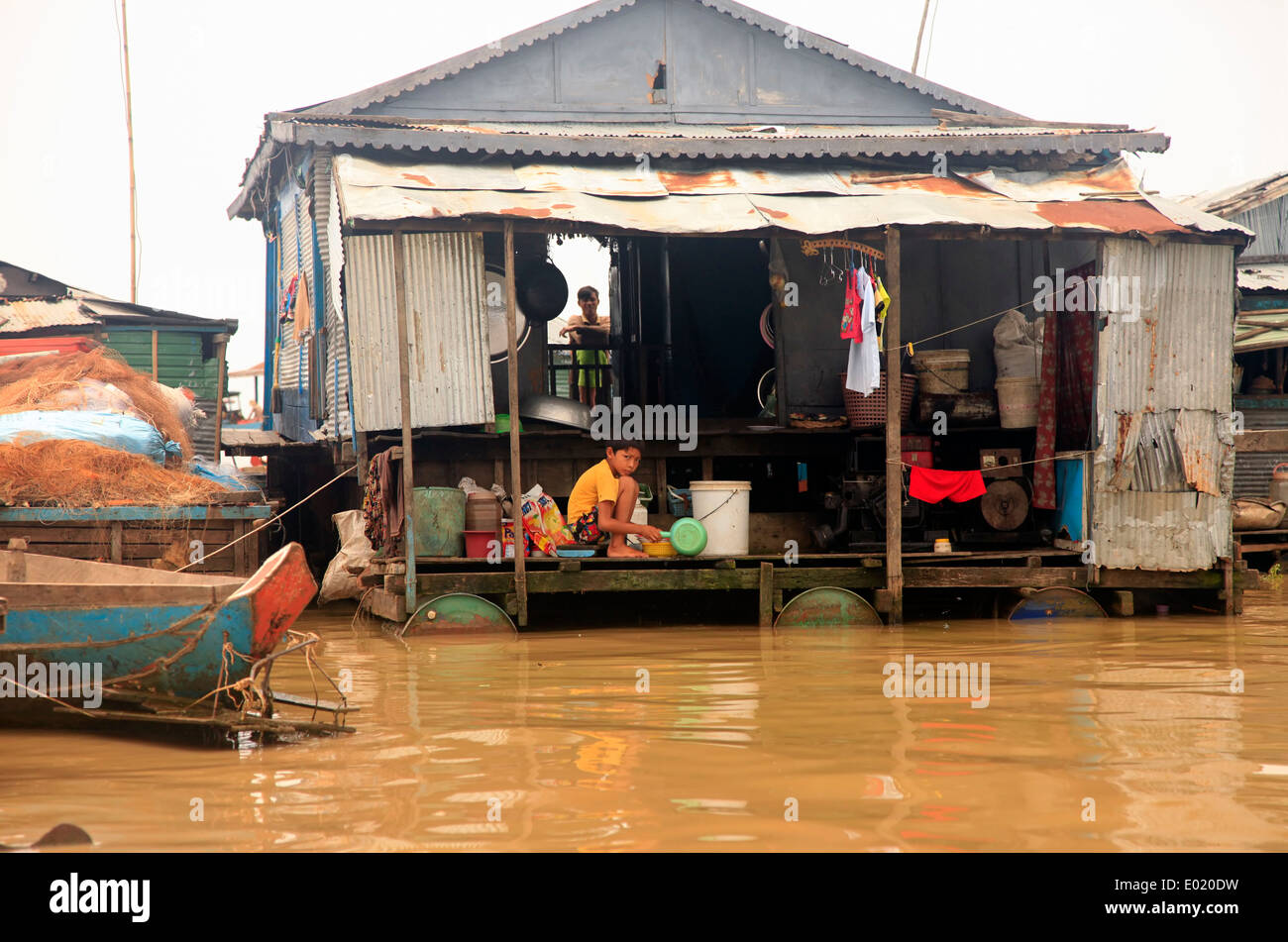 Kampong Phluck on Tonle Sap Lake Stock Photo - Alamy