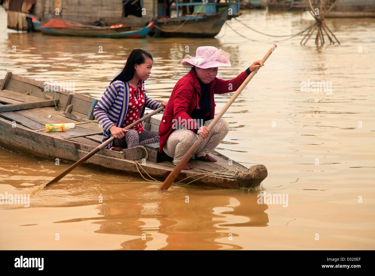 Kampong Phluck on Tonle Sap Lake Stock Photo - Alamy
